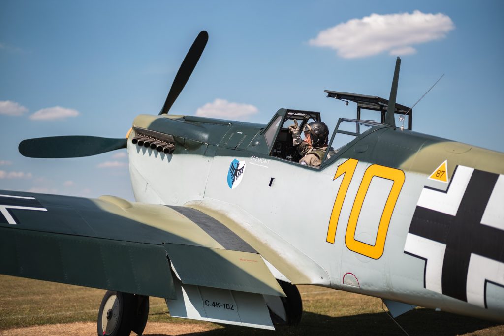 Fly In A Spitfire - Formation And Tailchase Flight Experiences