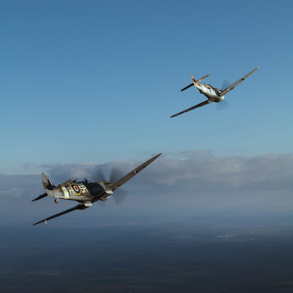 Fly In A Spitfire - Formation And Tailchase Flight Experiences