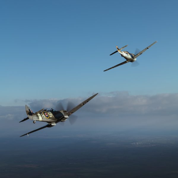 Fly In A Spitfire - Formation And Tailchase Flight Experiences