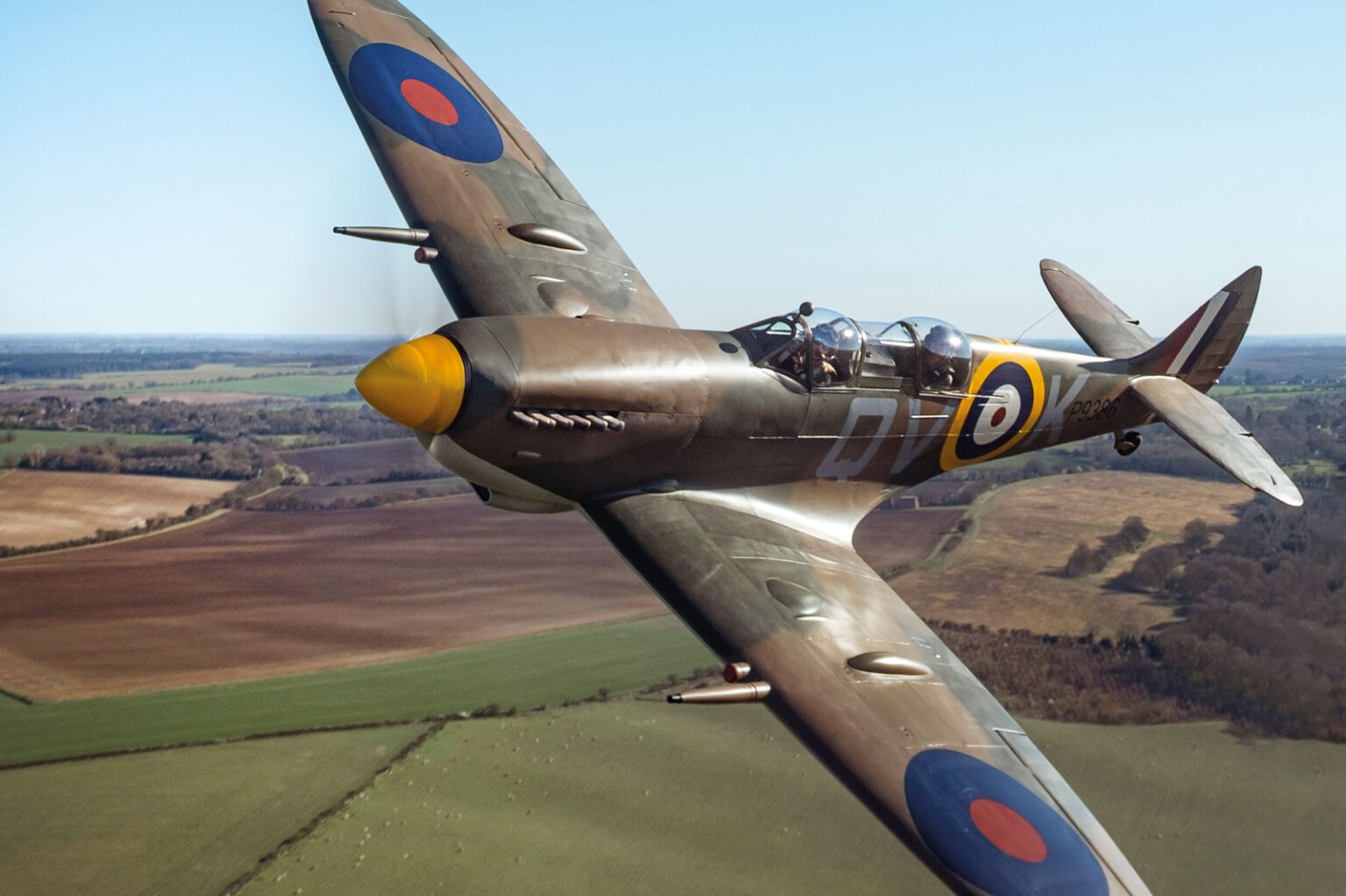 Fly In A Spitfire - Formation And Tailchase Flight Experiences